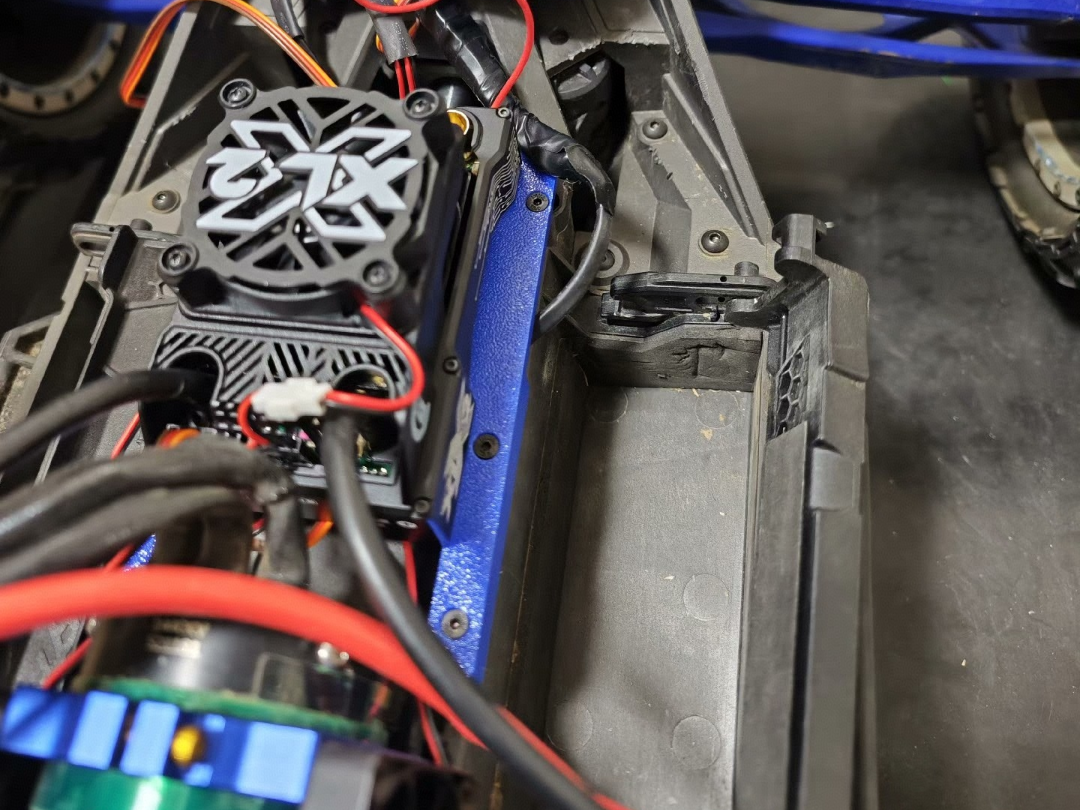 XRT ESC Bracket Mount by user_2471024912 MakerWorld: Download Free 3D ...