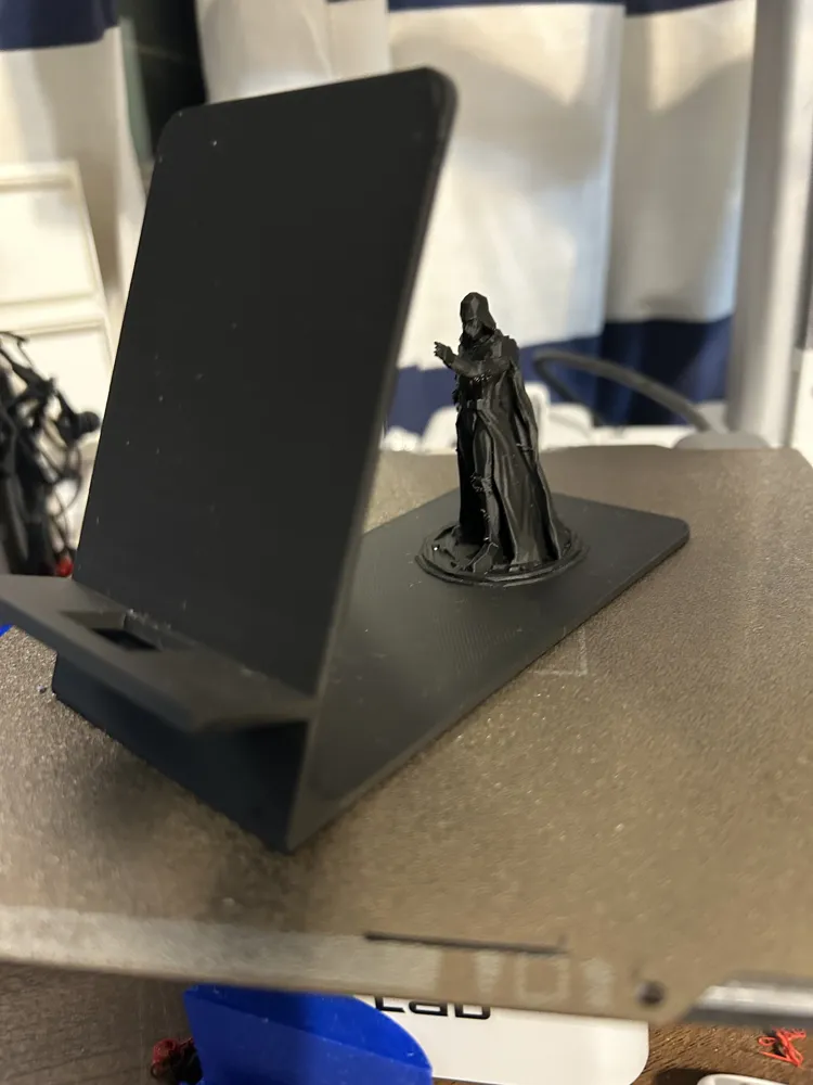 Star Wars Phone Holder - Free 3D Print Model - MakerWorld