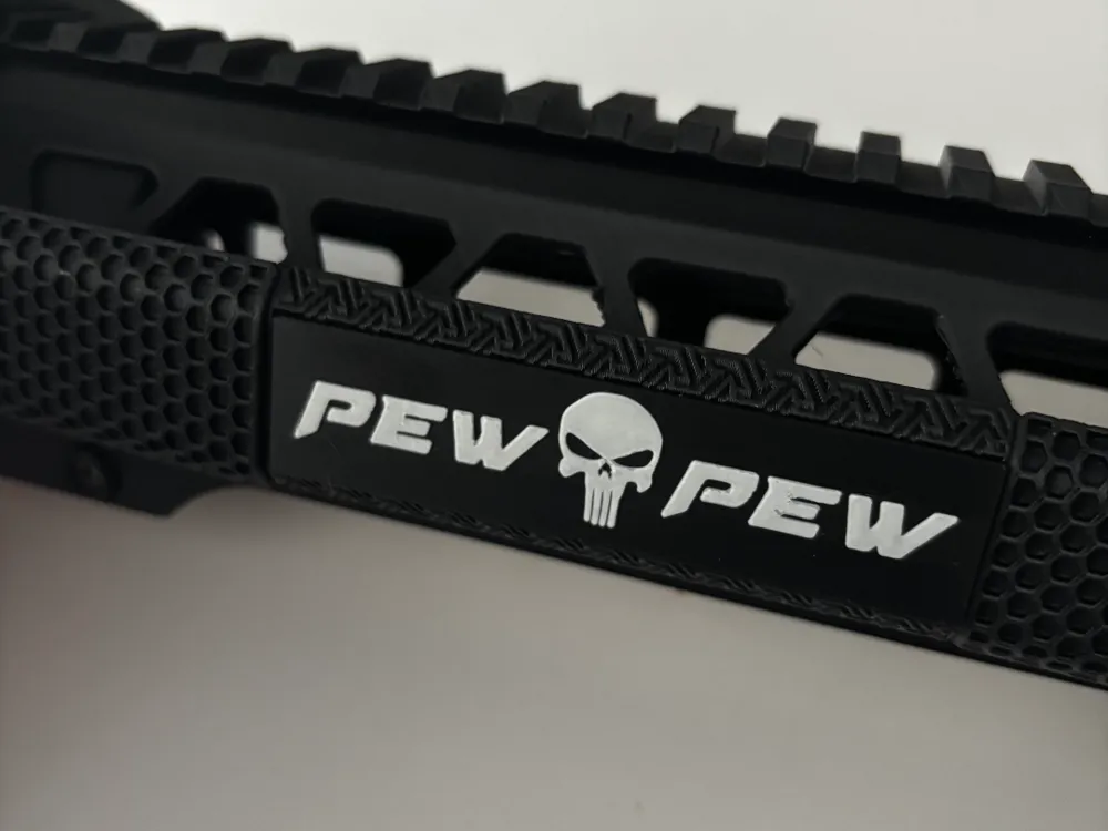 Pew Pew Skull / M-LOK Rail Cover Custom by K-Typ MakerWorld: Download ...