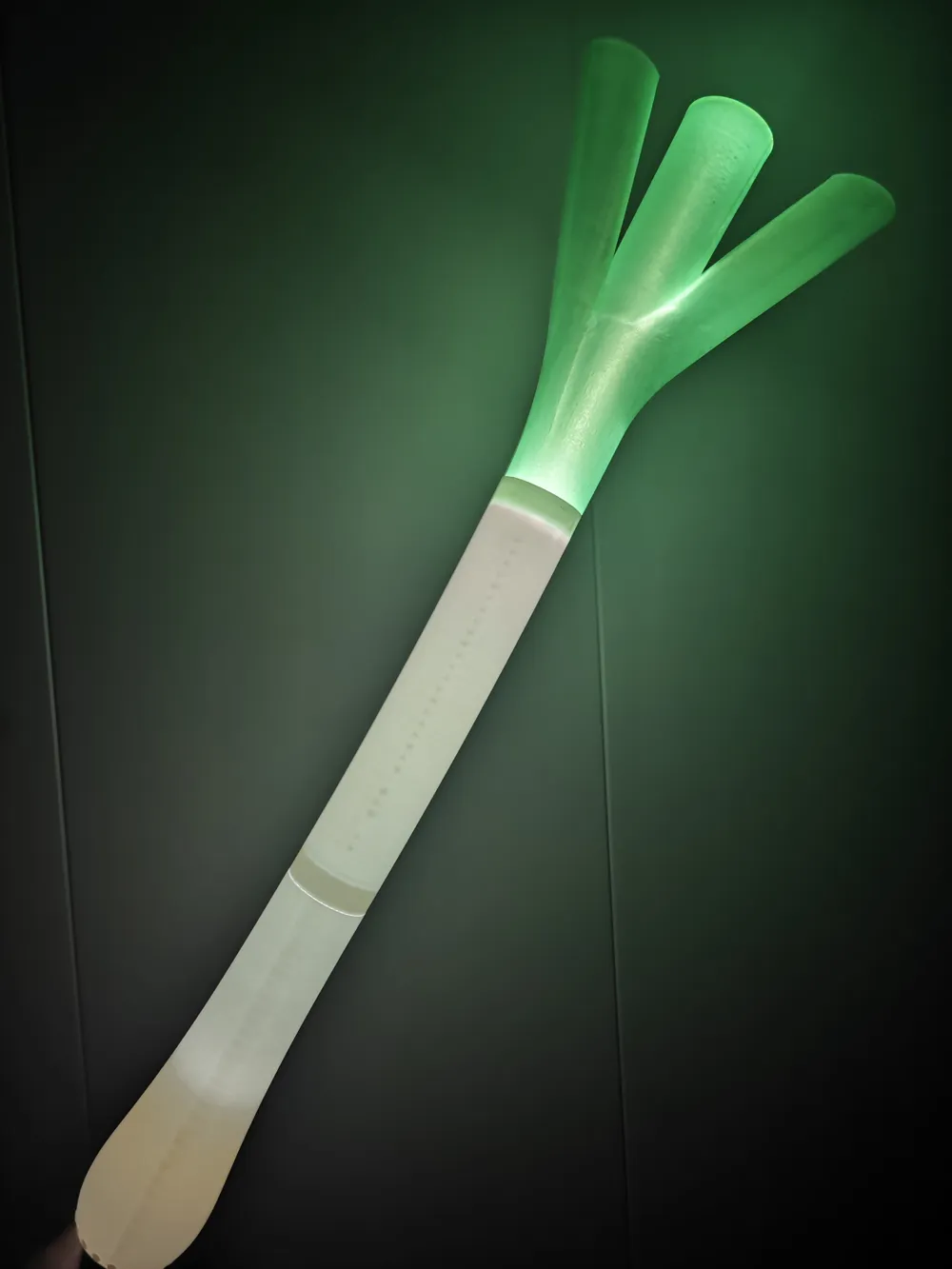 Hatsune Miku Leek Glowing Light Stick - Free 3D Print Model - MakerWorld