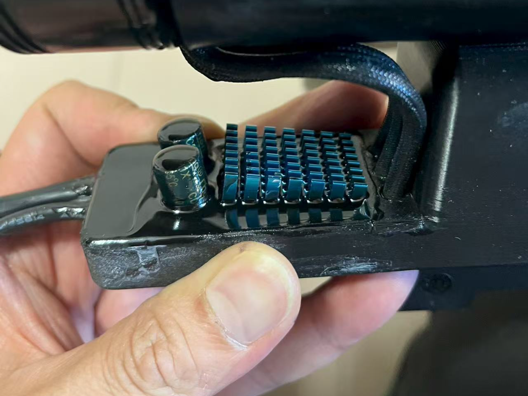 Am32 ESC Mount by 小杀 MakerWorld: Download Free 3D Models