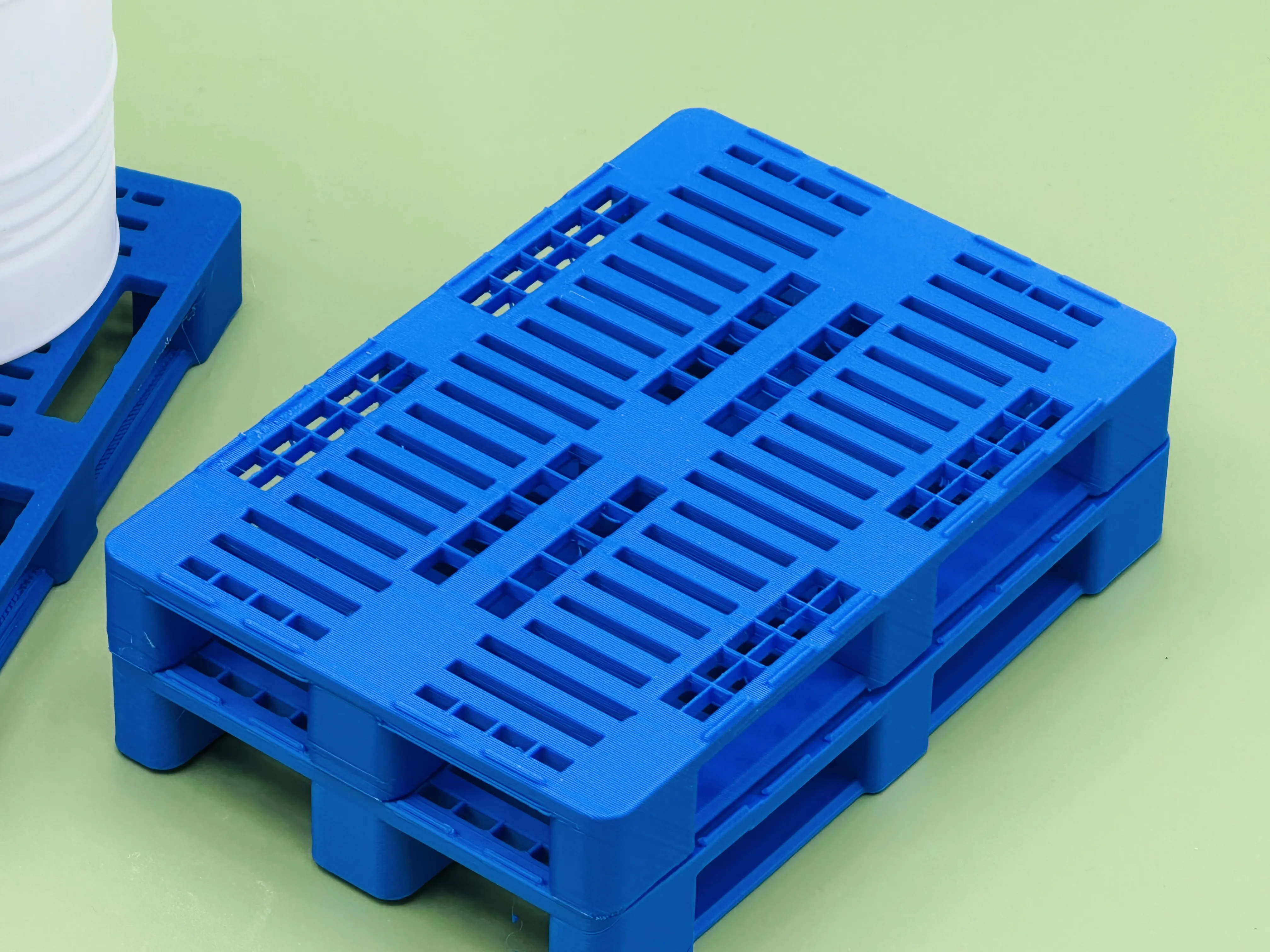 Miniature Euronorm Crates E1, E2 & E3 — 1:10 Scale - Free 3D Print ...