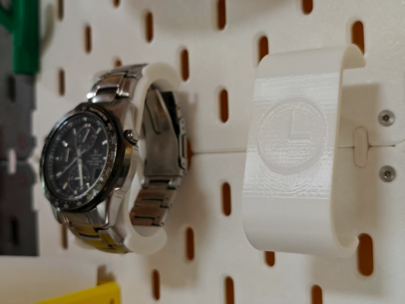 IKEA pegboard watch holder for IKEA SKADIS pegboard by 顽童训练营 MakerWorld ...