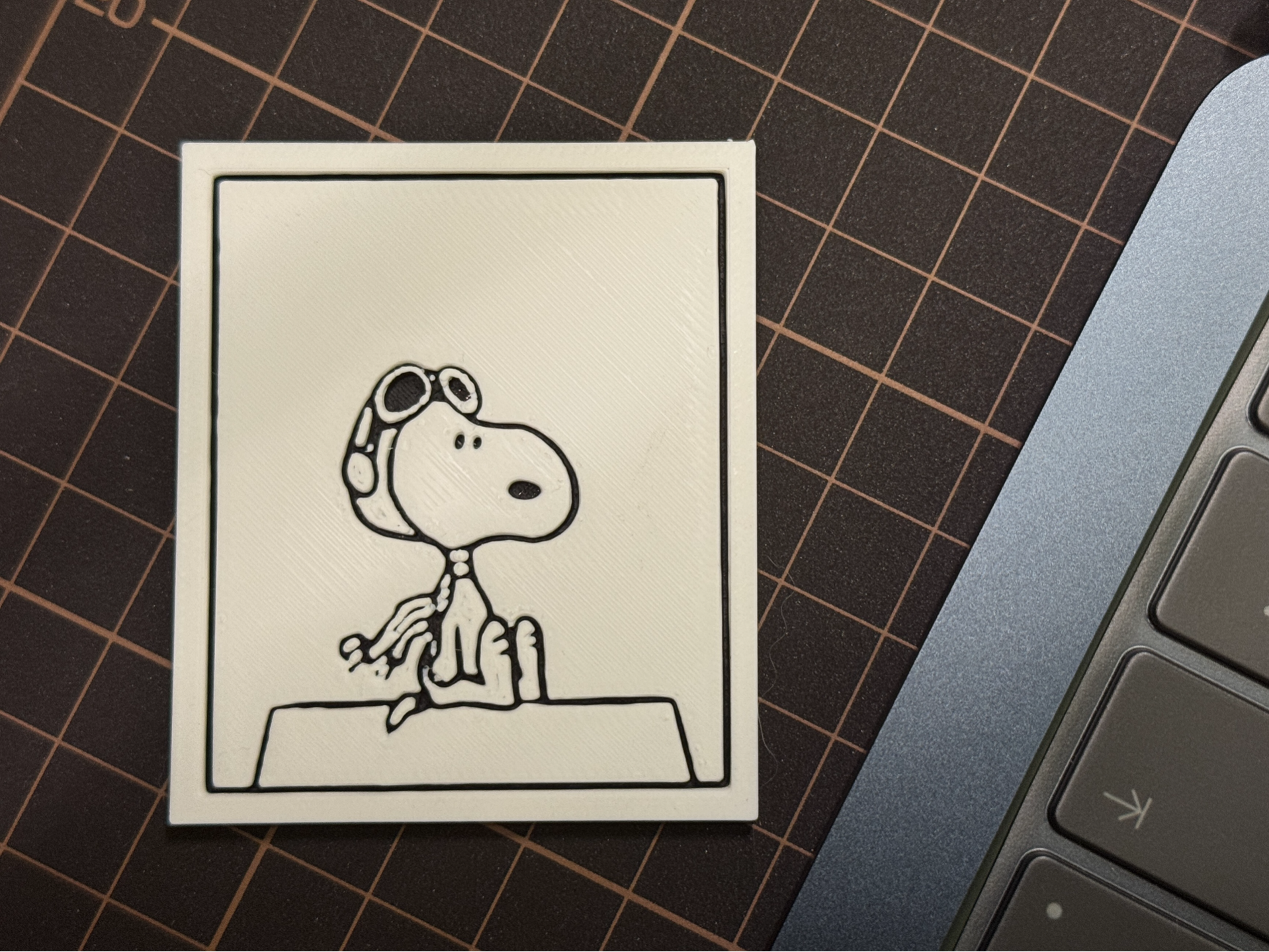 Snoopy Comic Lithophane Fridge Magnet: Aviator by 小猫创造 MakerWorld ...