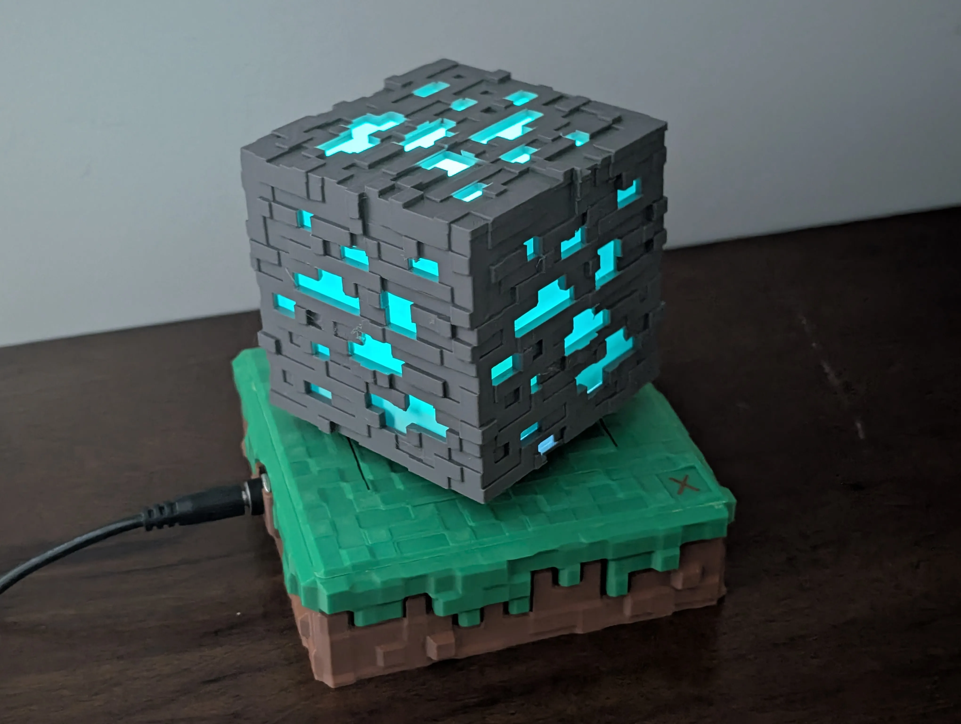 Minecraft Levitating Ore Block w/ Grass Block Base Remixed by rbd3453 ...