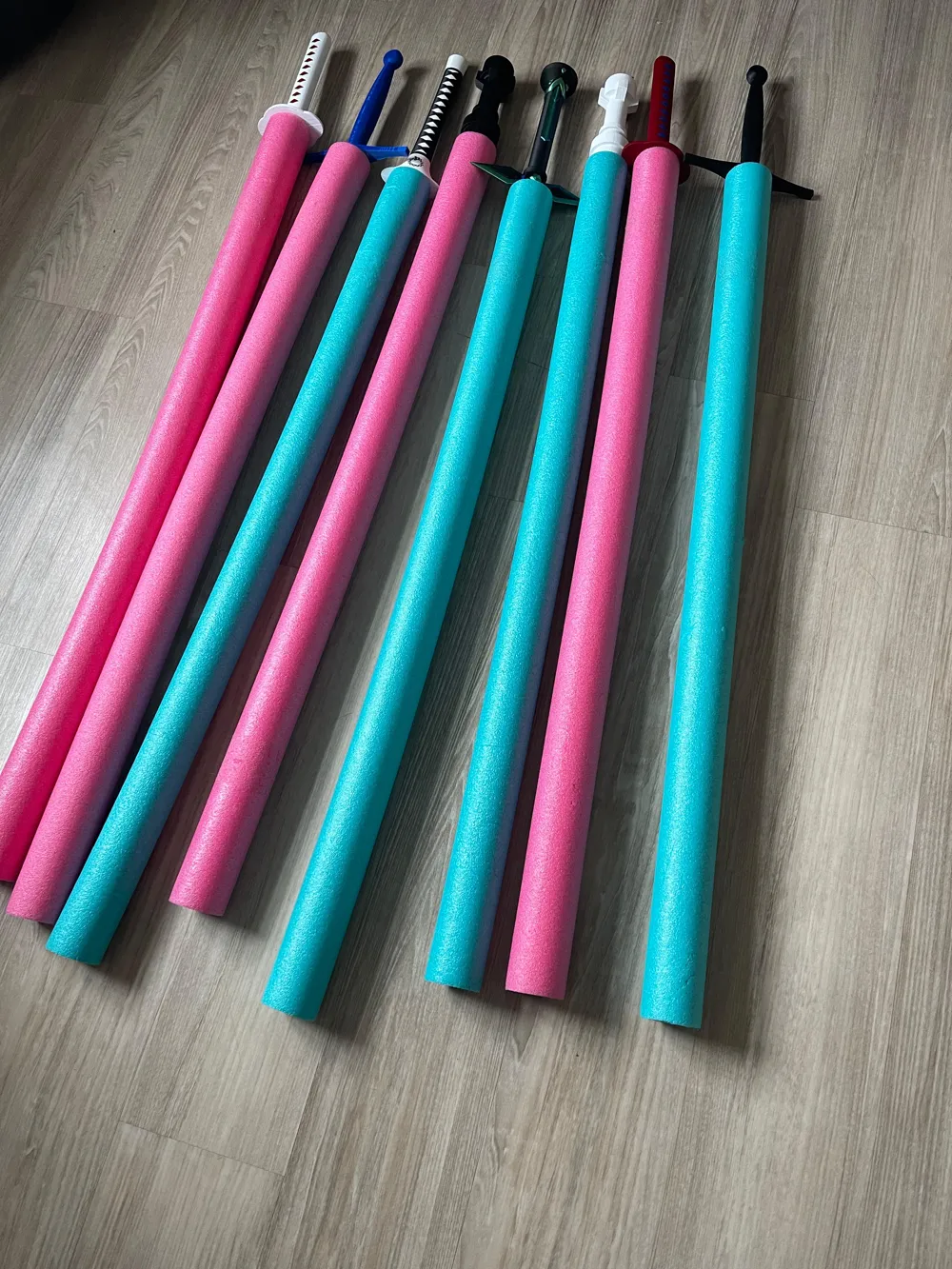 Pool noodle sword - Lightsaber by Bardo Builds MakerWorld: Download ...