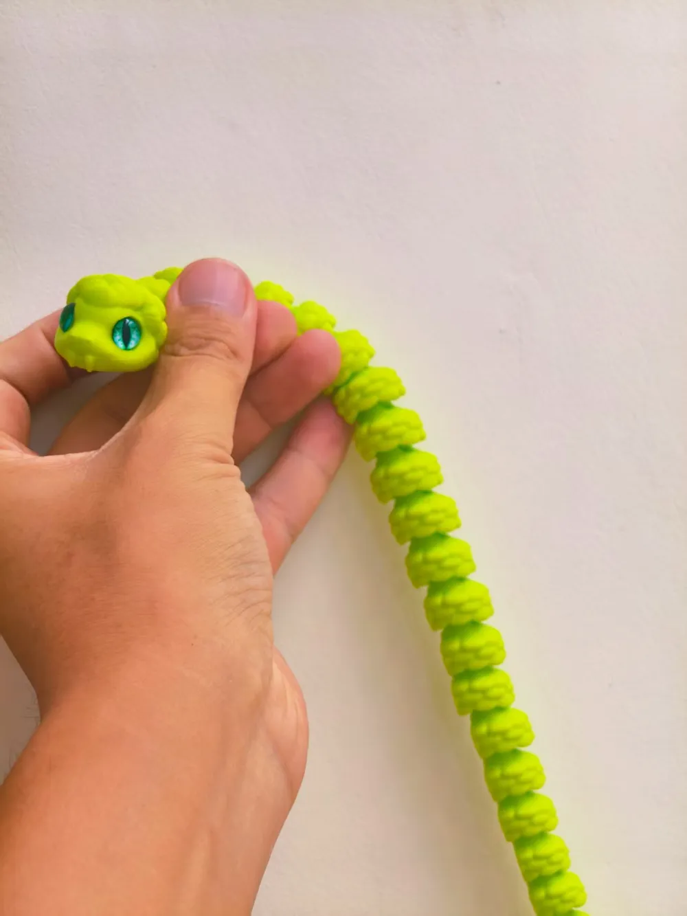 8MM Snake Baby with Patches, Toy, no supports, MINI printable - Free 3D ...