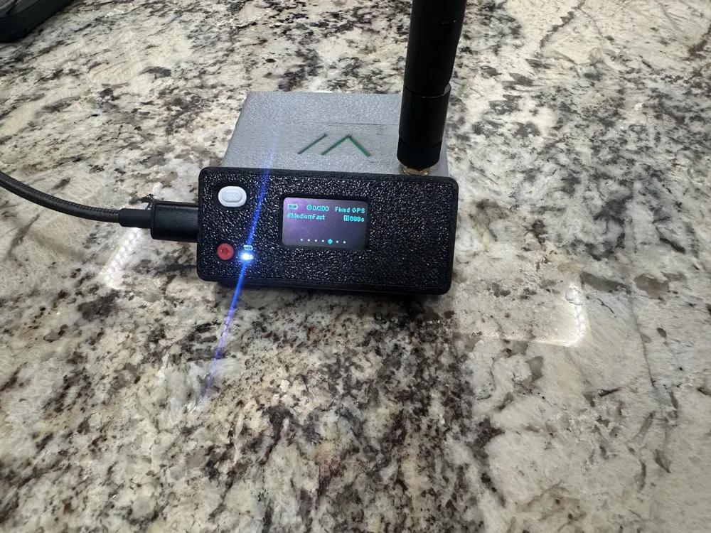 Heltec V3 Desktop Case Remixed by DJMOJO MakerWorld: Download Free 3D ...