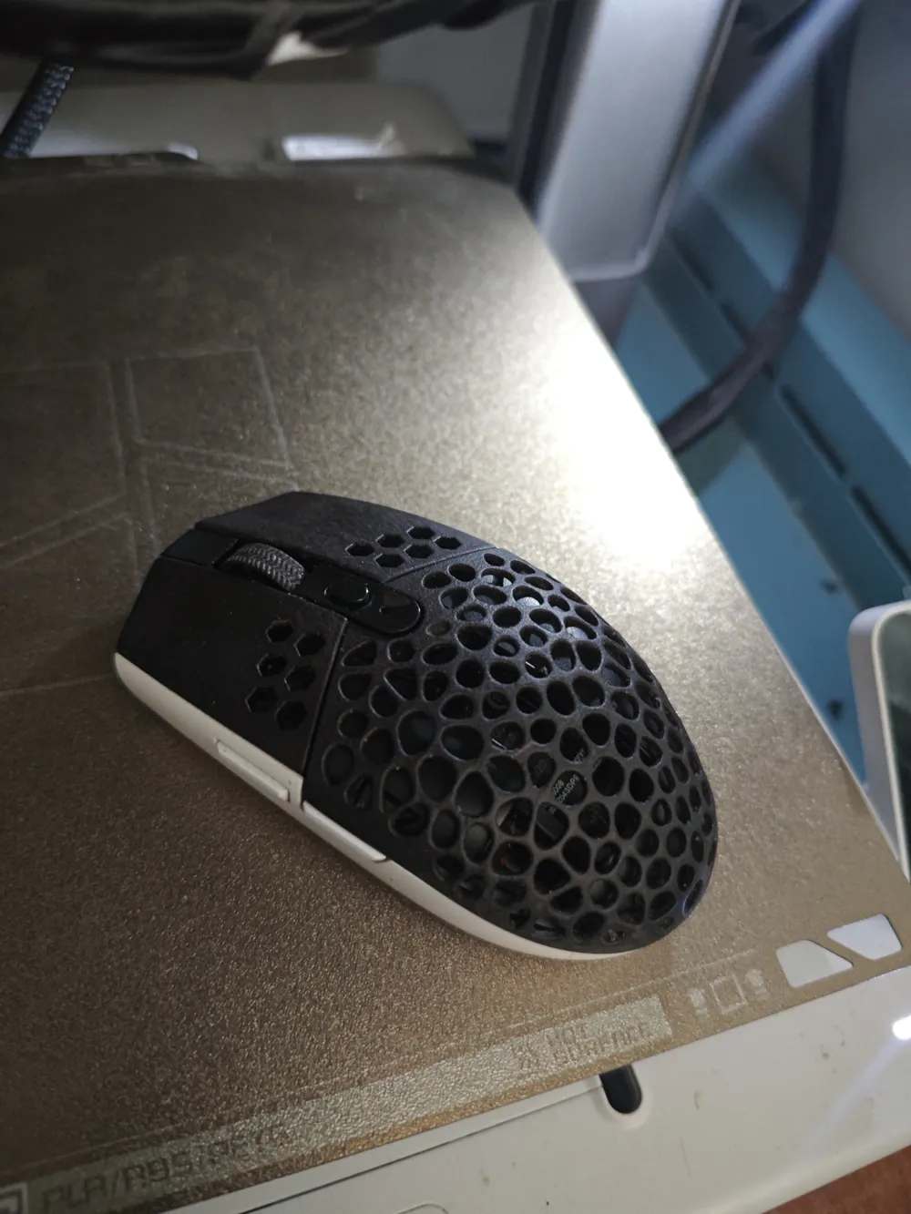 Logitech G304/305 Tyson Polygon Battery Cover Original Size Breathable ...