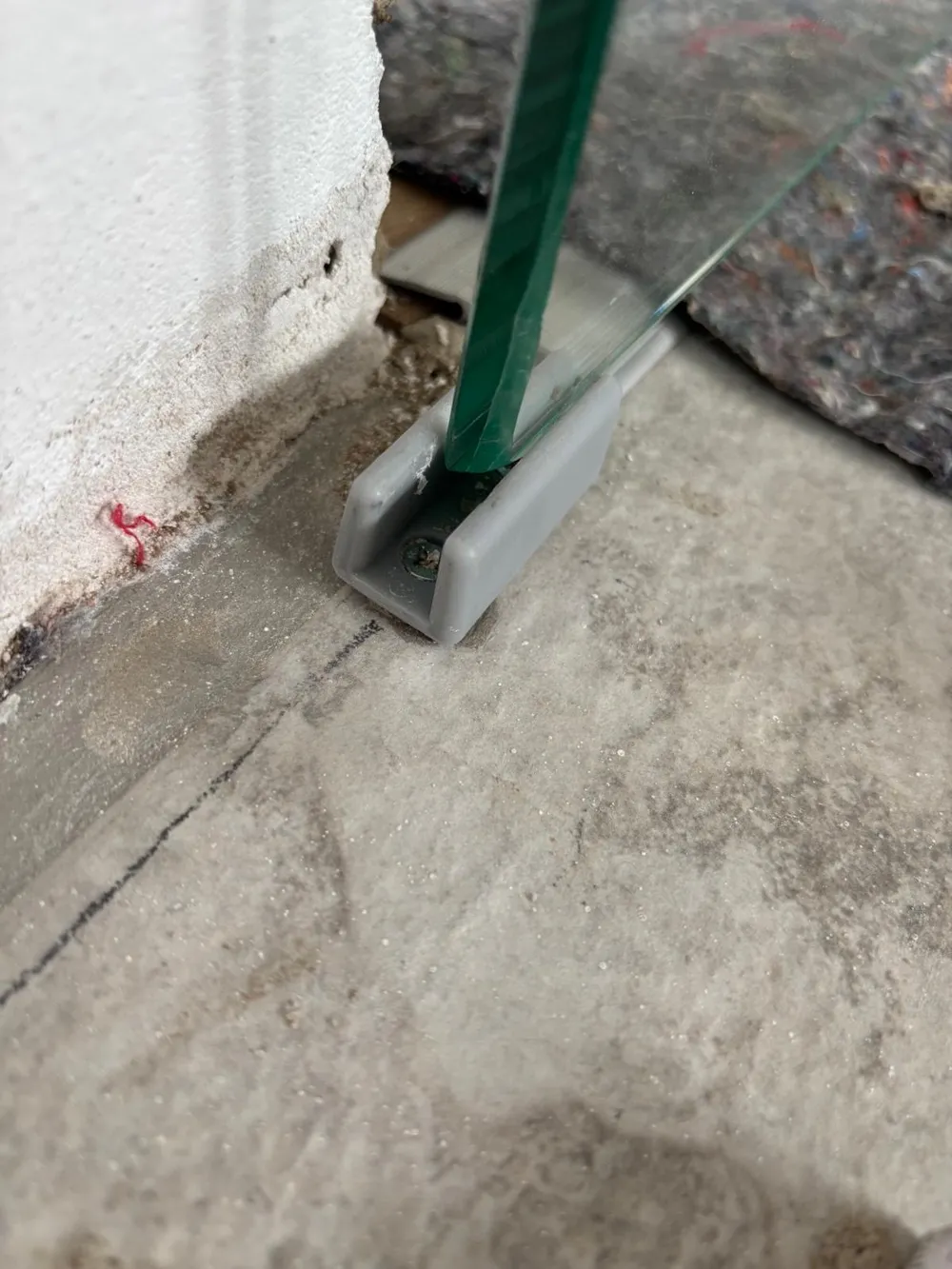 Guide rail Glass pane 8-9mm by RobinK MakerWorld: Download Free 3D Models