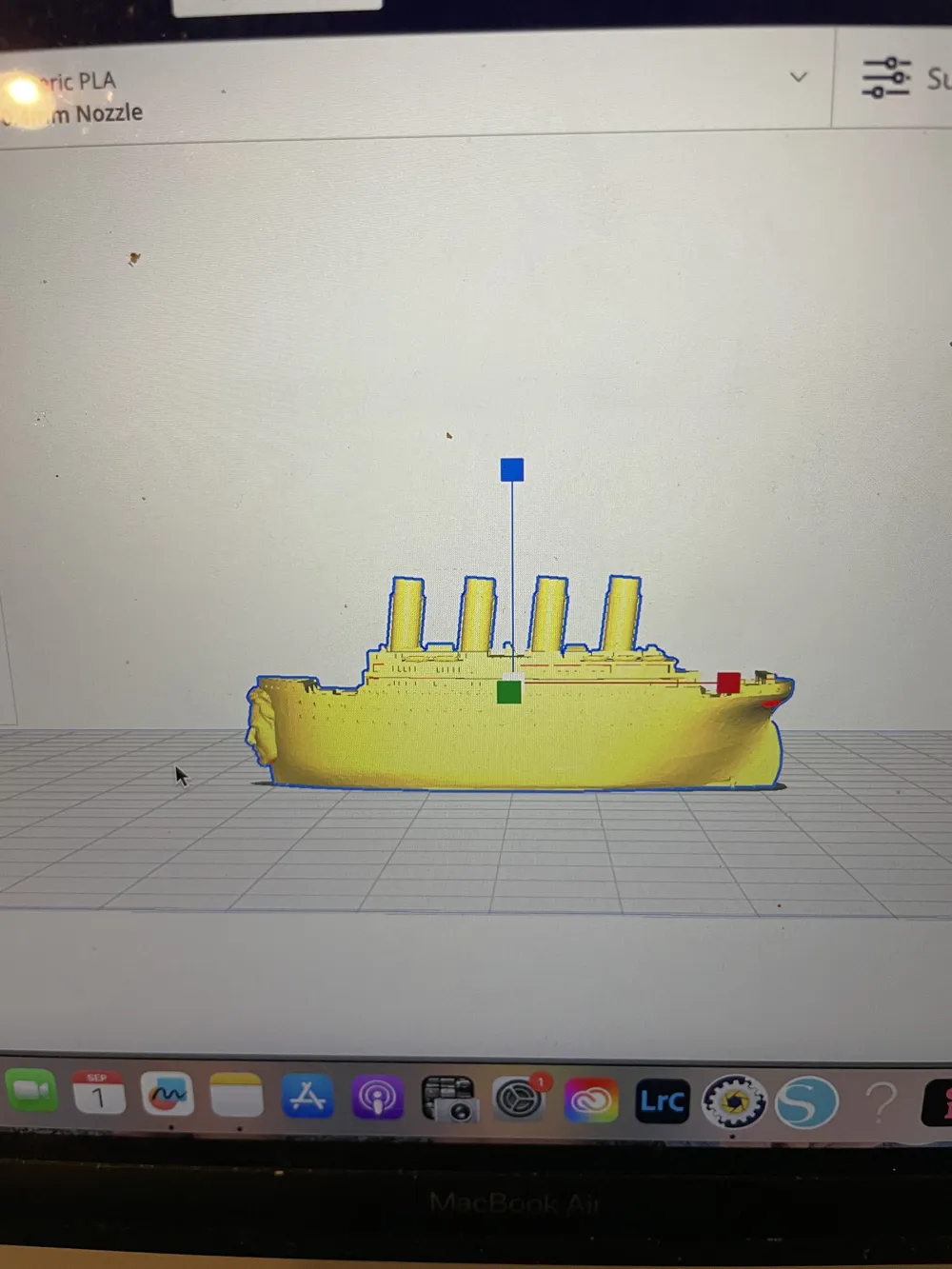 tom cruise ship - Free 3D Print Model - MakerWorld