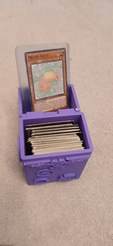 Warhammers themed deck box - Free 3D Print Model - MakerWorld