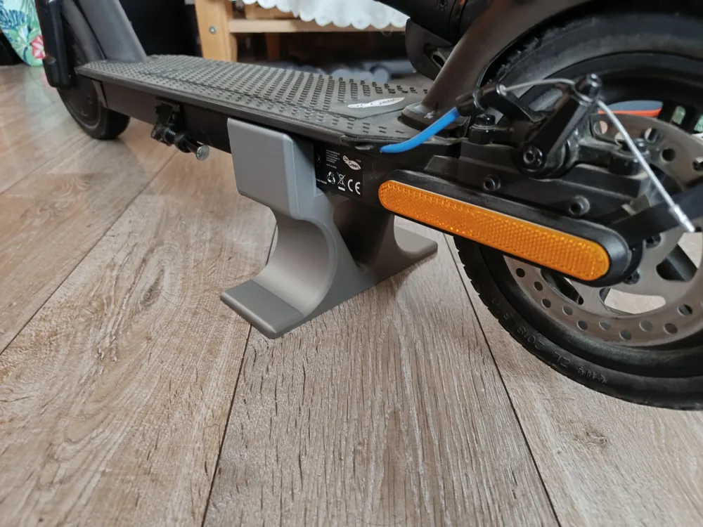E-Scooter Ständer von Andreas Meyer MakerWorld: Kostenlose 3D-Modelle ...