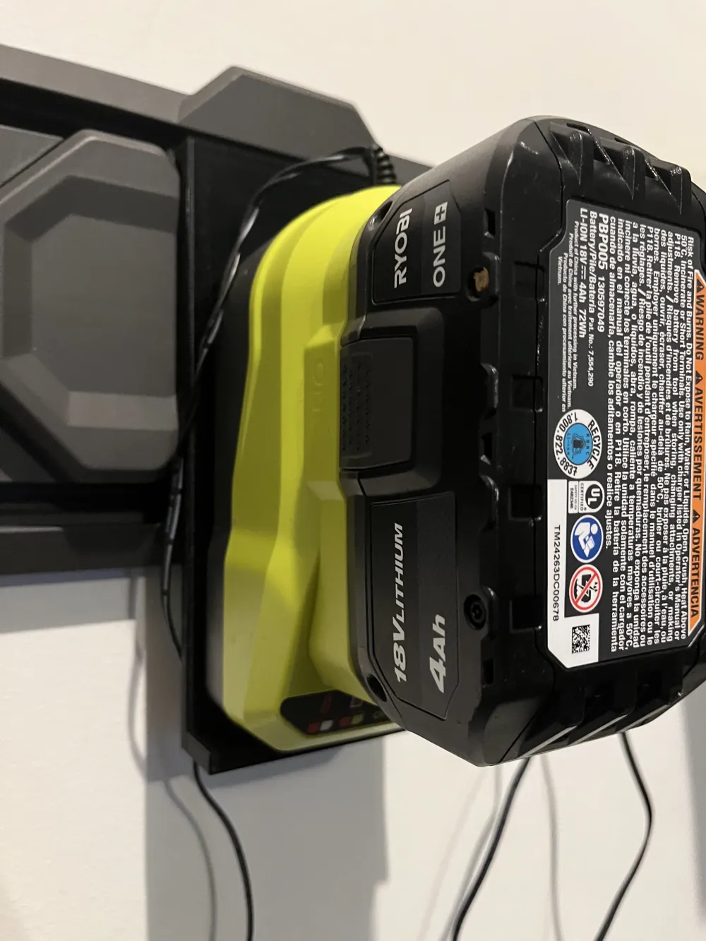 Ryobi Link charger holder by Lando MakerWorld: Download Free 3D Models