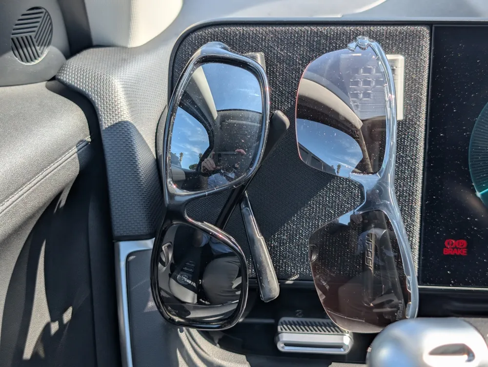 Hyundai Magnetic Panel Simple Sunglasses Holder - Free 3D Print Model ...
