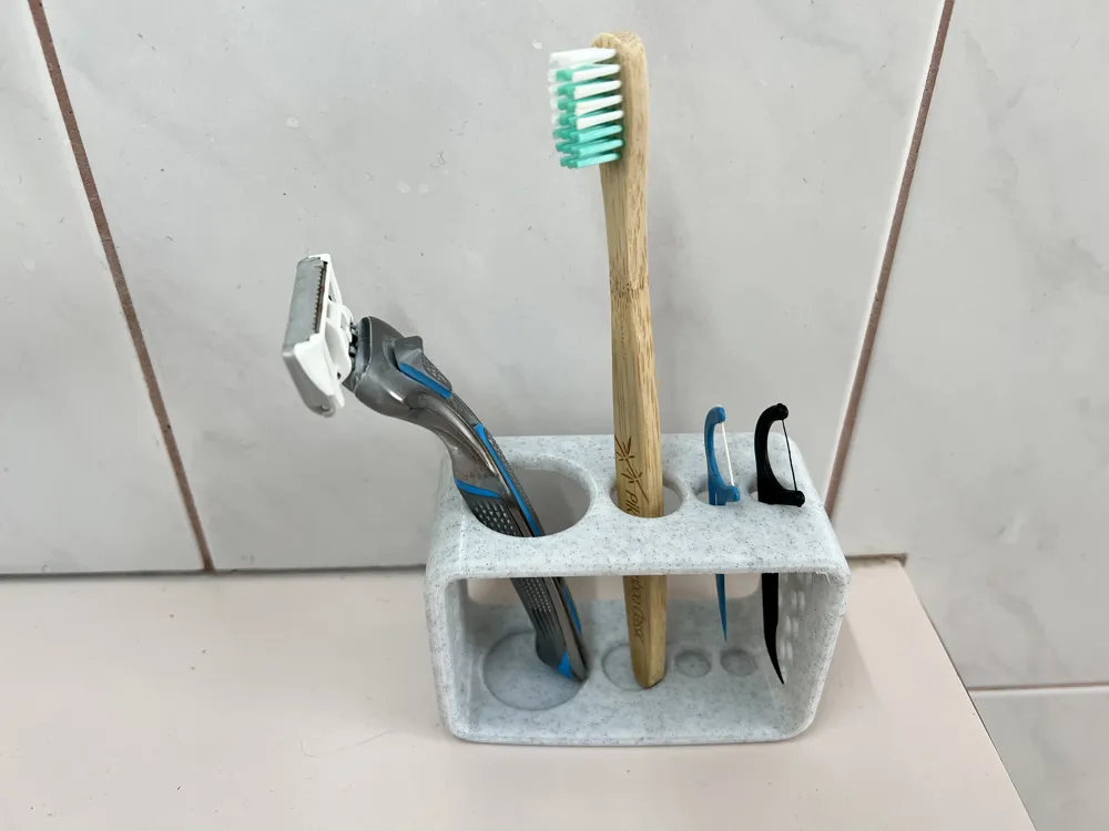 The Bachelor, Razor and toothbrush holder for one. - Free 3D Print ...