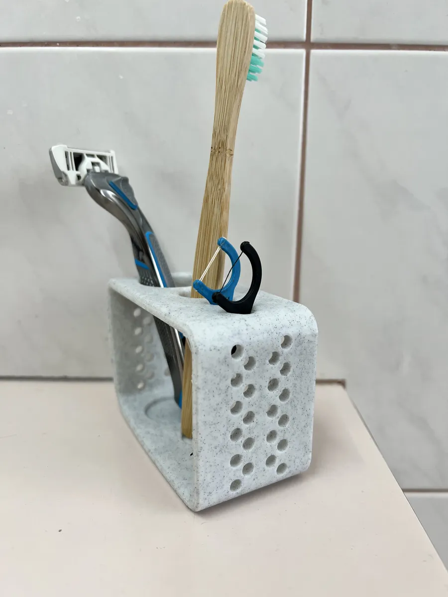 The Bachelor, Razor and toothbrush holder for one. - Free 3D Print ...