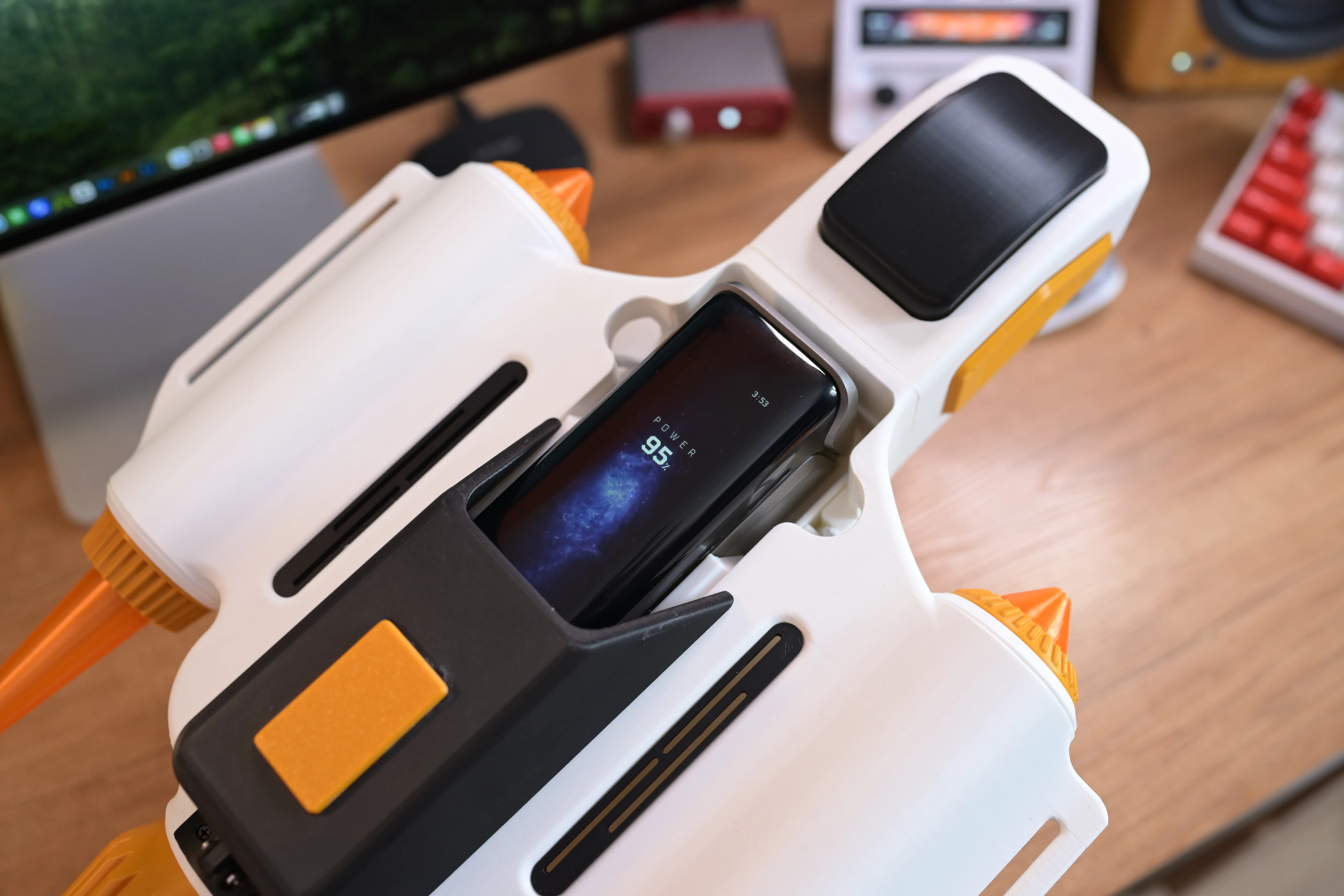 Spaceship Dock Charging - Free 3D Print Model - MakerWorld