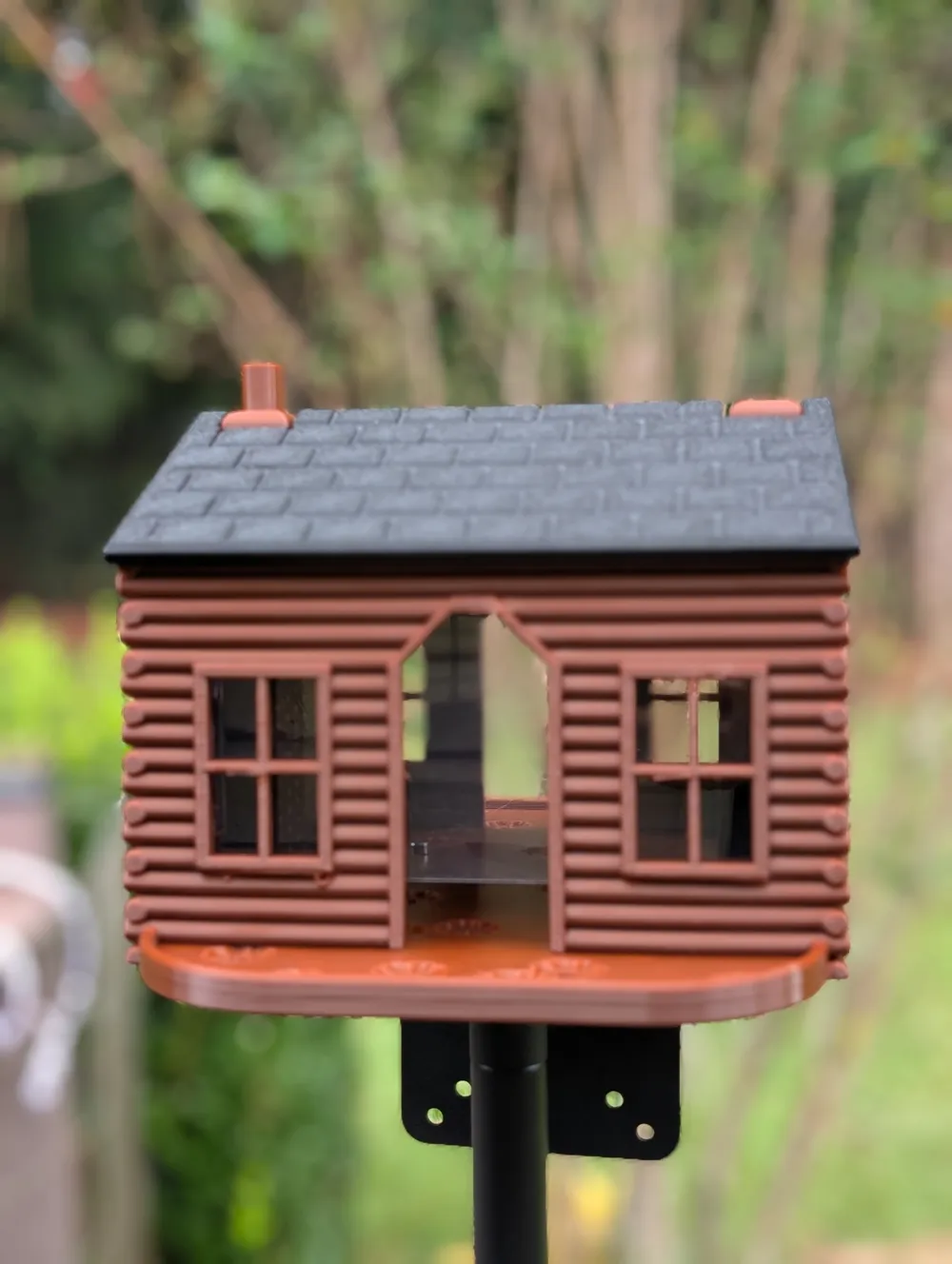 Log Cabin Birder feeder, support free - Free 3D Print Model - MakerWorld