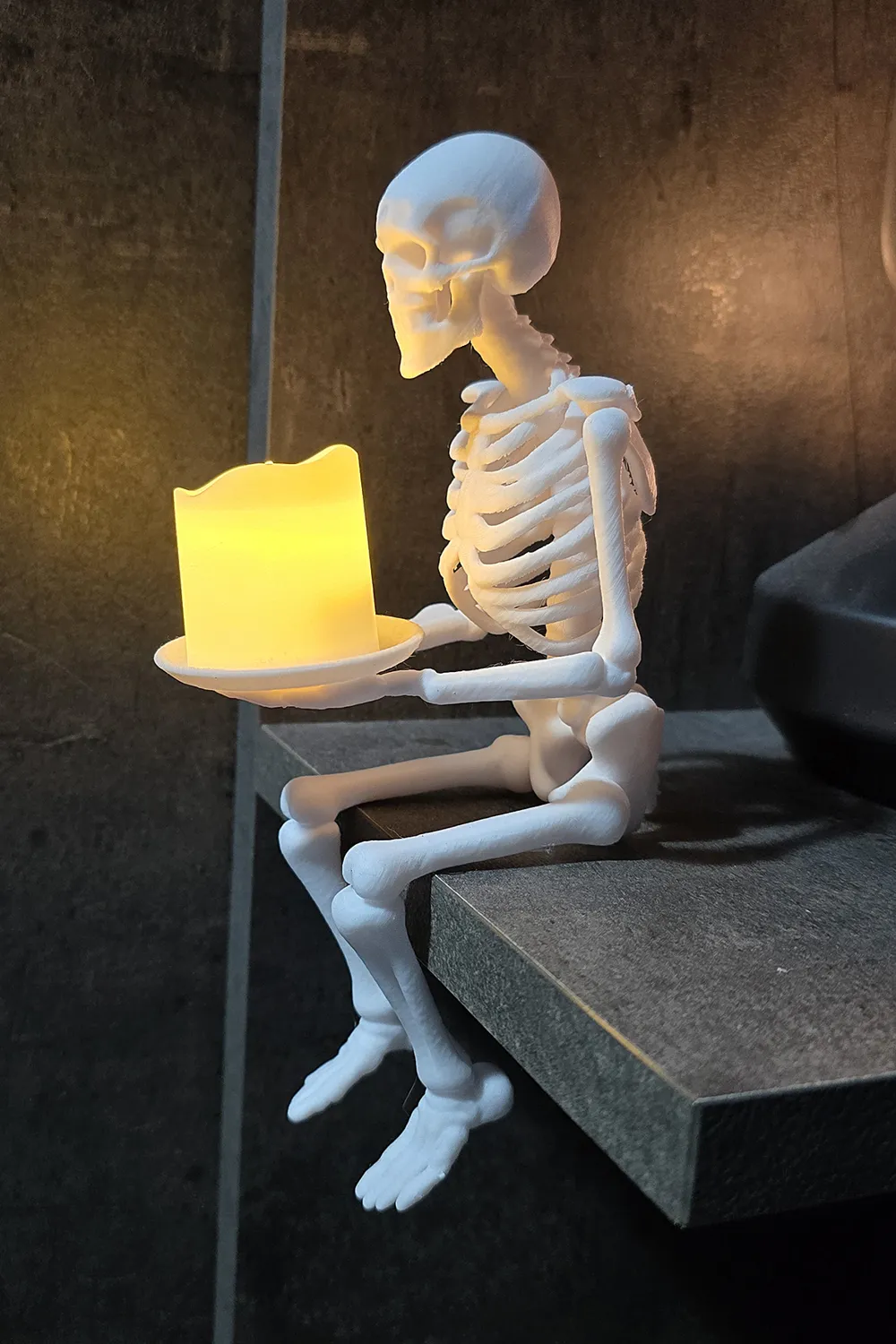 sitting skeleton by erSandrone MakerWorld: Download Free 3D Models