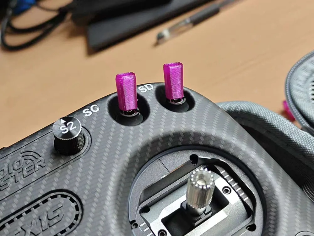 航模遥控器拨杆套 12mm（短款），拨杆开关保护套 - 免费 3D 打印模型 - MakerWorld