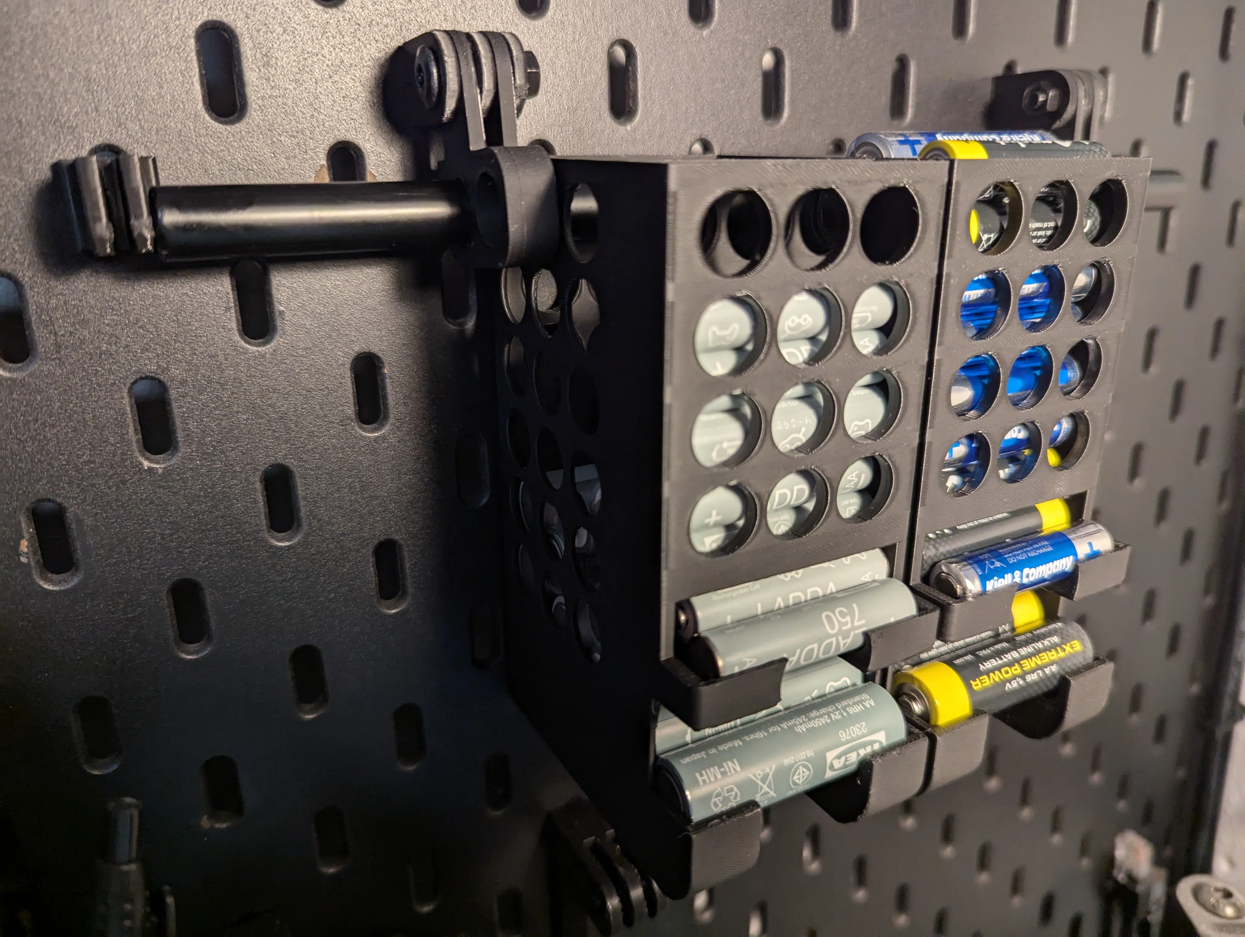 AA & AAA PowerStack Box - 15+ AA and 5+ AAA by Automatiserar.se ...