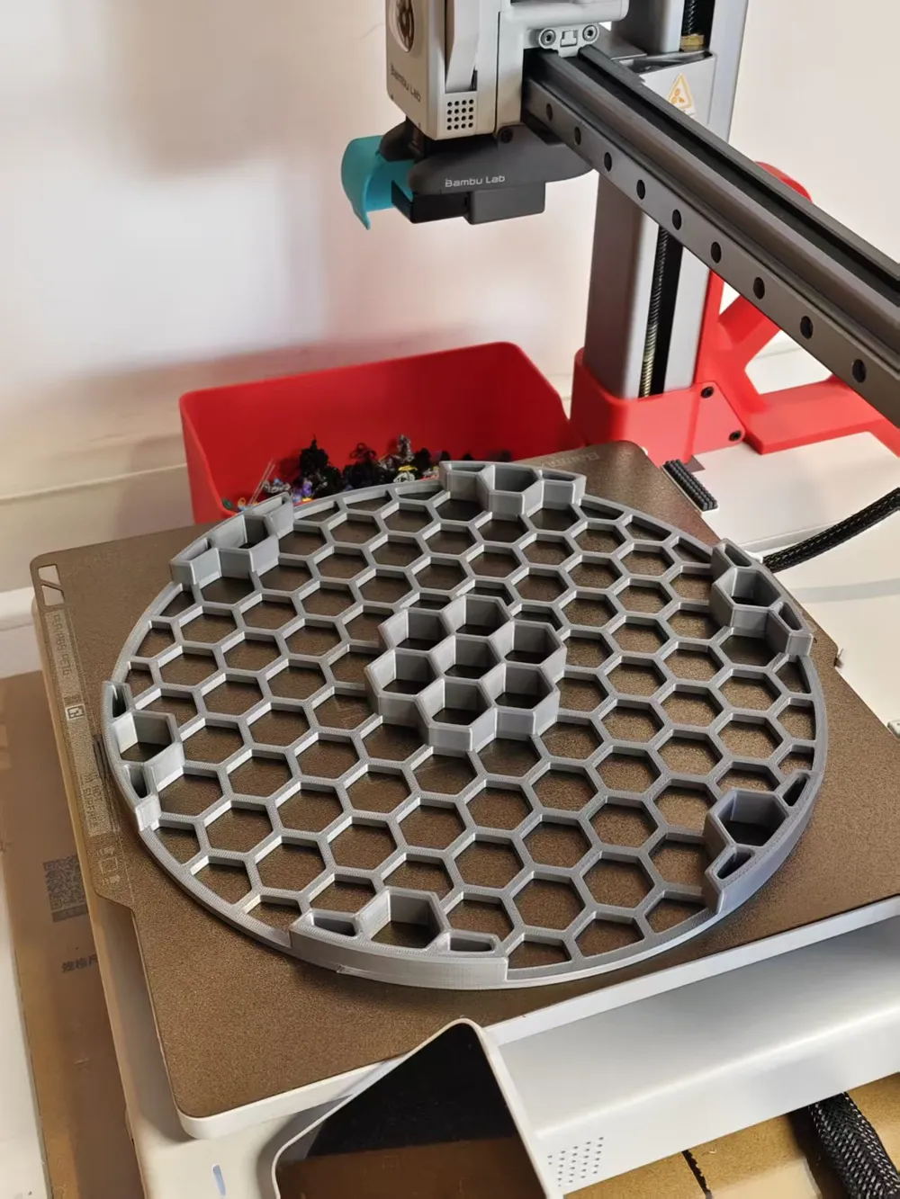 Bathroom Trash Can Anti-Puddle Mat by Joy-Top-Toy MakerWorld: Download ...