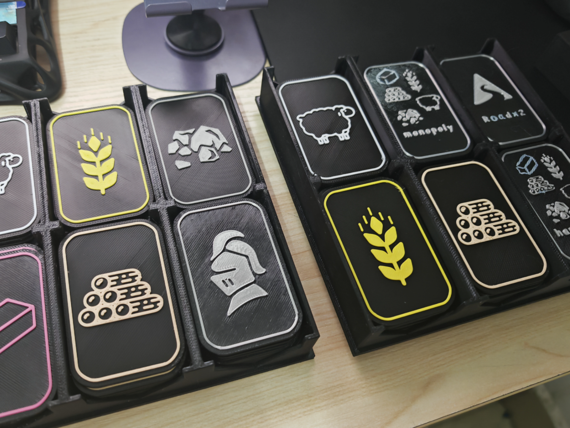 Catan Development Cards by Renzy MakerWorld: Download Free 3D Models