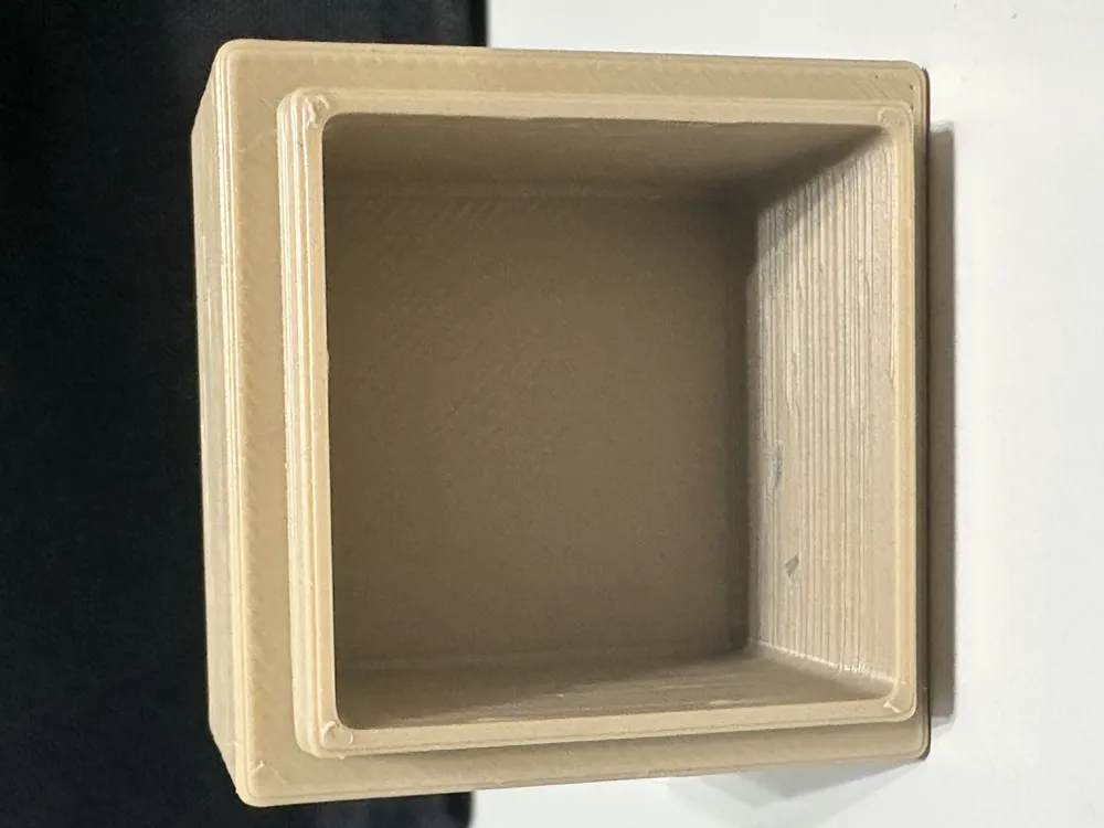 Storage Box for minis - snap fit lid by LsD_NFla MakerWorld: Download ...