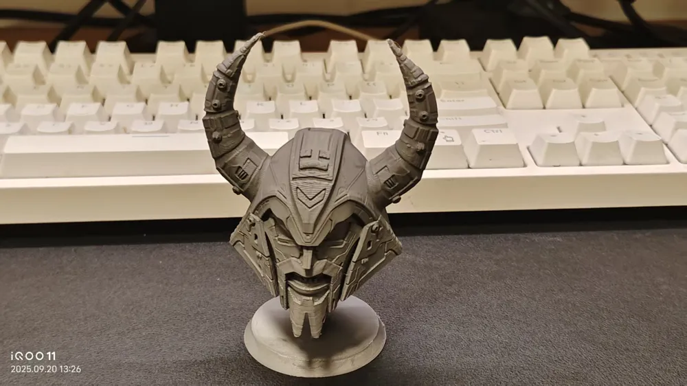 Blocks Transformers Unicron Head Sculpt by 奇点制造局 MakerWorld: Download ...