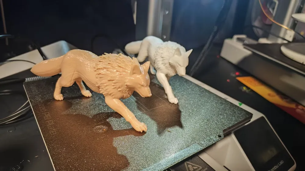 Wild Wolf Sculpture by 多多de玩偶世界 MakerWorld: Download Free 3D Models