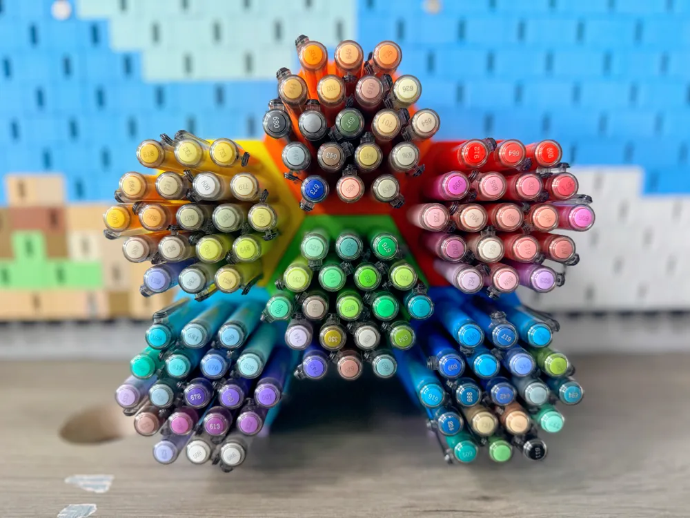 Honeycomb Infinitely Stackable Pen Holder by 关灯DIY MakerWorld: Download ...