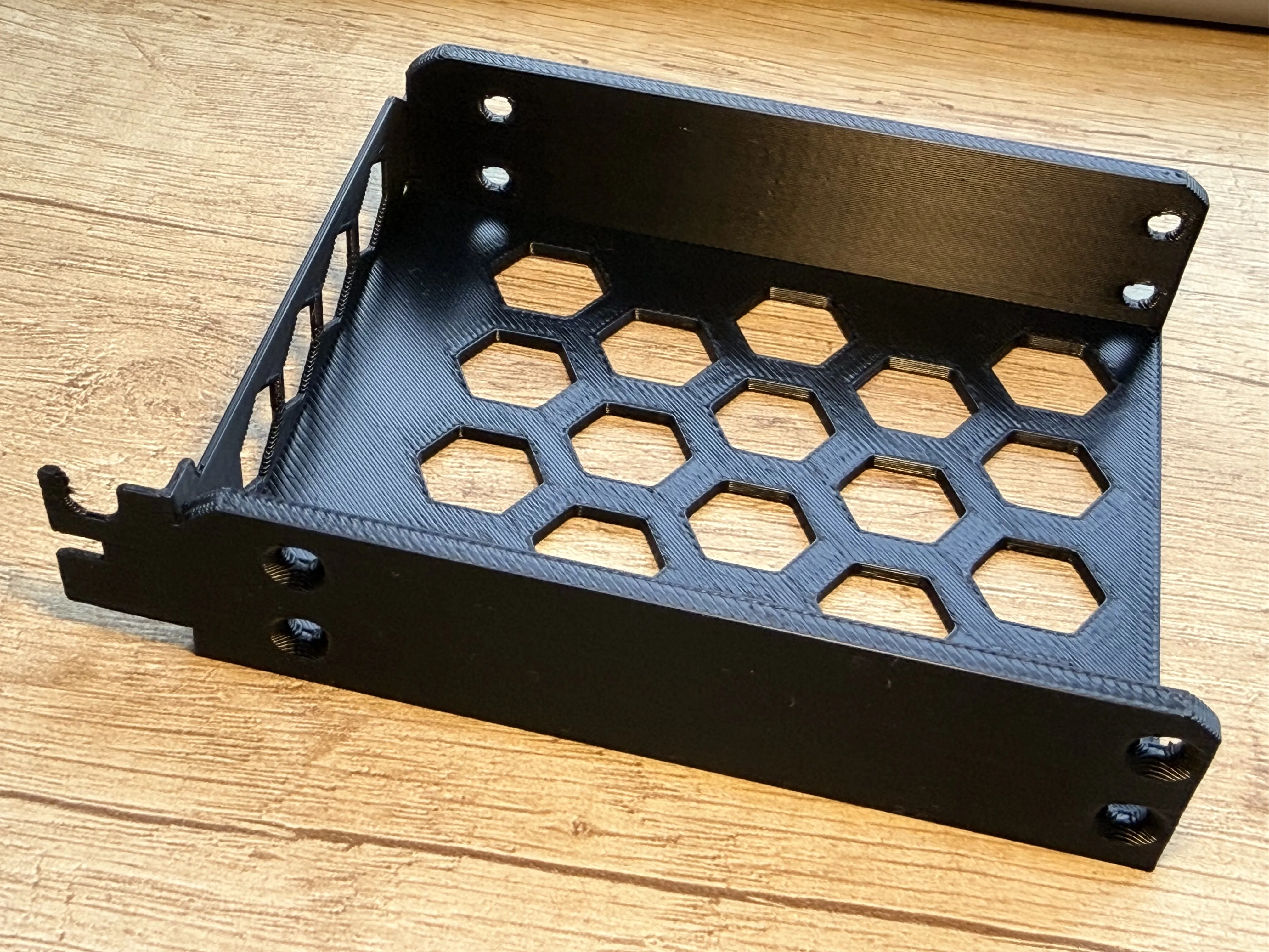 Half-height PCI Slot Dual 2.5-inch SSD/HDD Bracket Remixed by Timandes ...