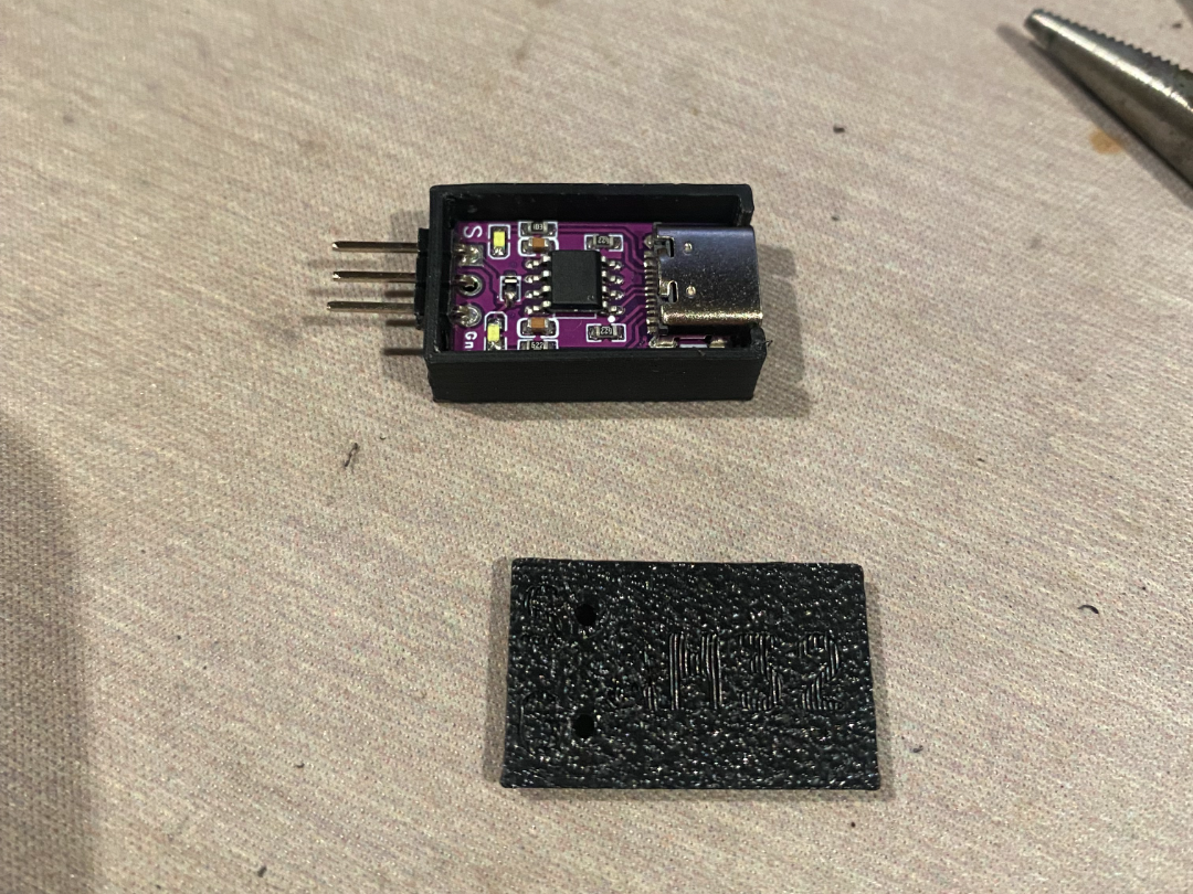 AM32 USB Parameter Tuner Casing by yefei MakerWorld: Download Free 3D ...
