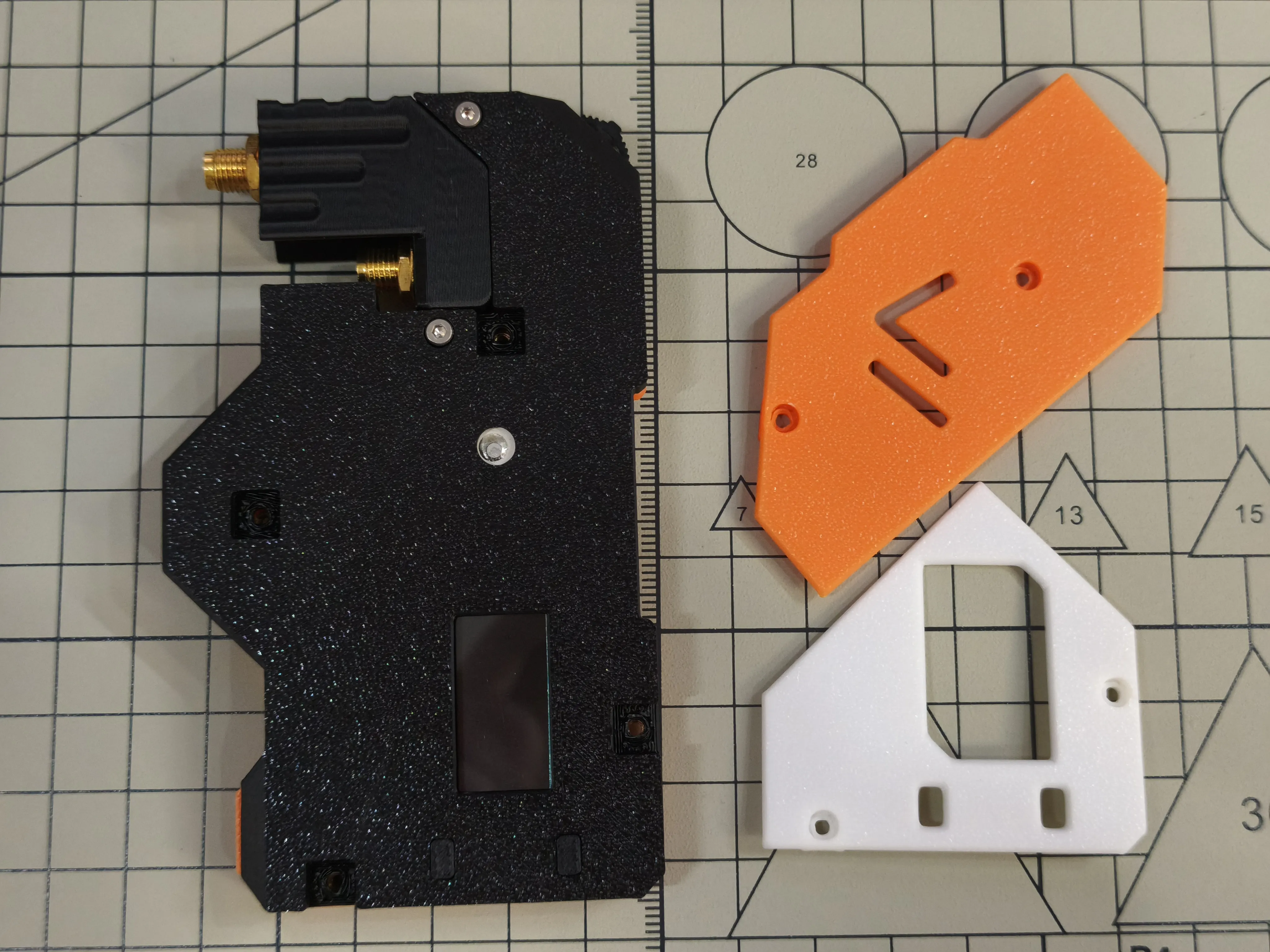 MeshT1 - Meshtastic Heltec Tracker 外壳 - Free 3D Print Model - MakerWorld
