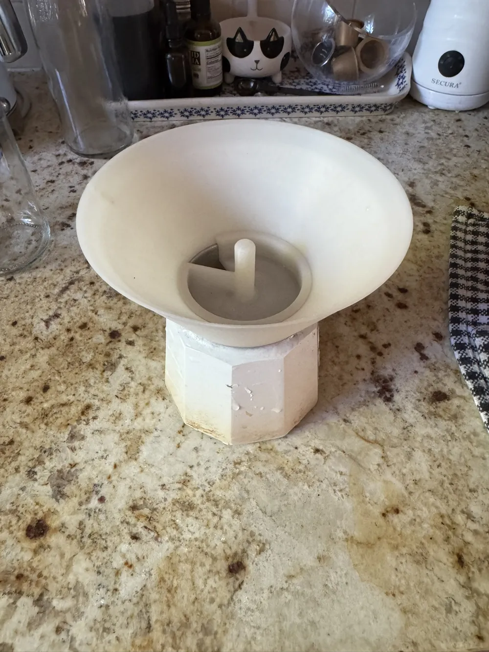 Moka Pot Funnel and Leveler by GladFox MakerWorld: Download Free 3D Models