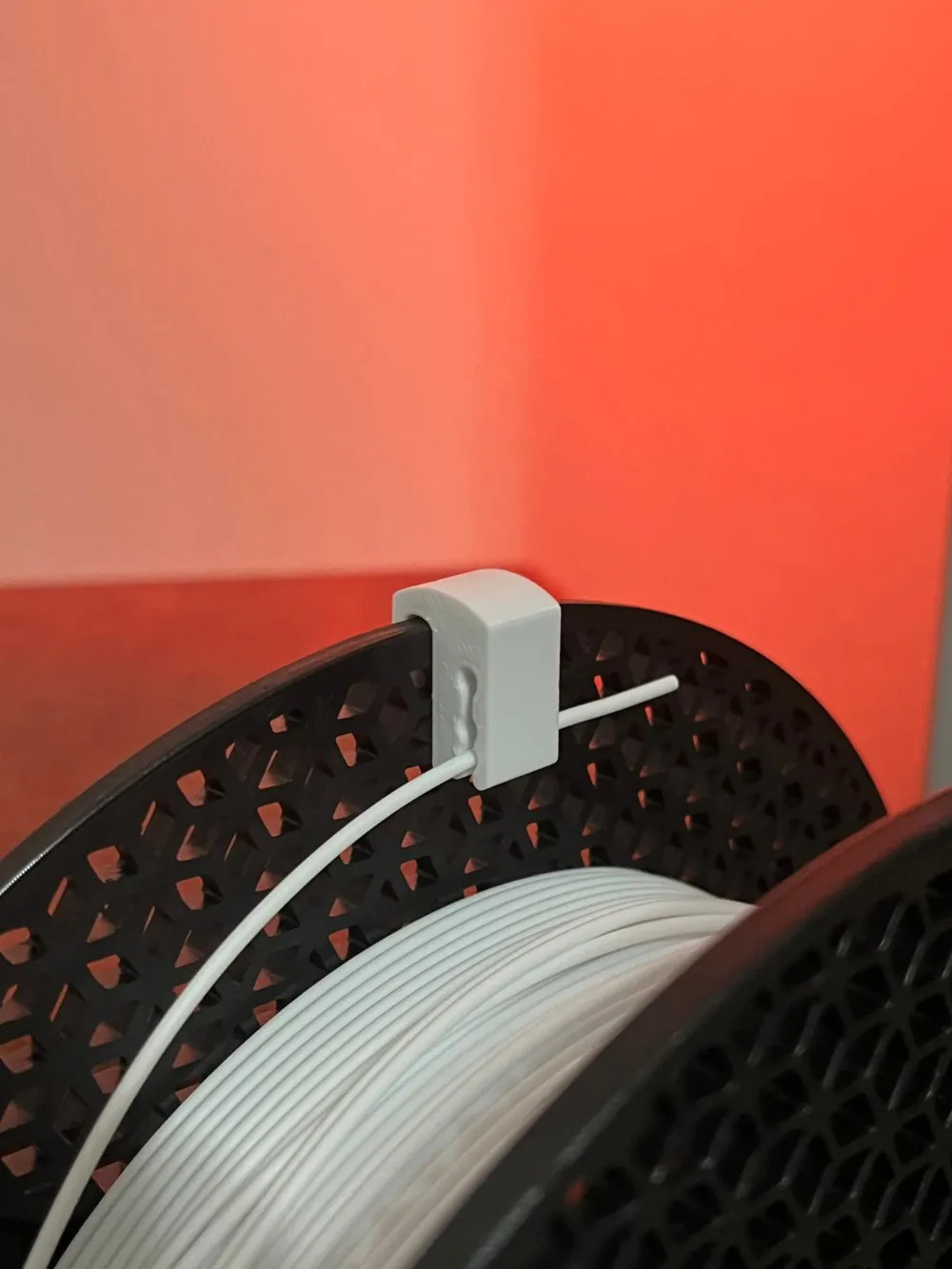 Universal Spool Clip - Free 3D Print Model - MakerWorld