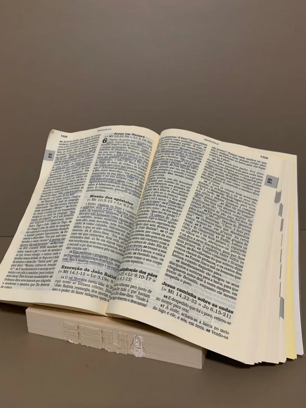 Bible Support by ALP 3D MakerWorld: Download Free 3D Models