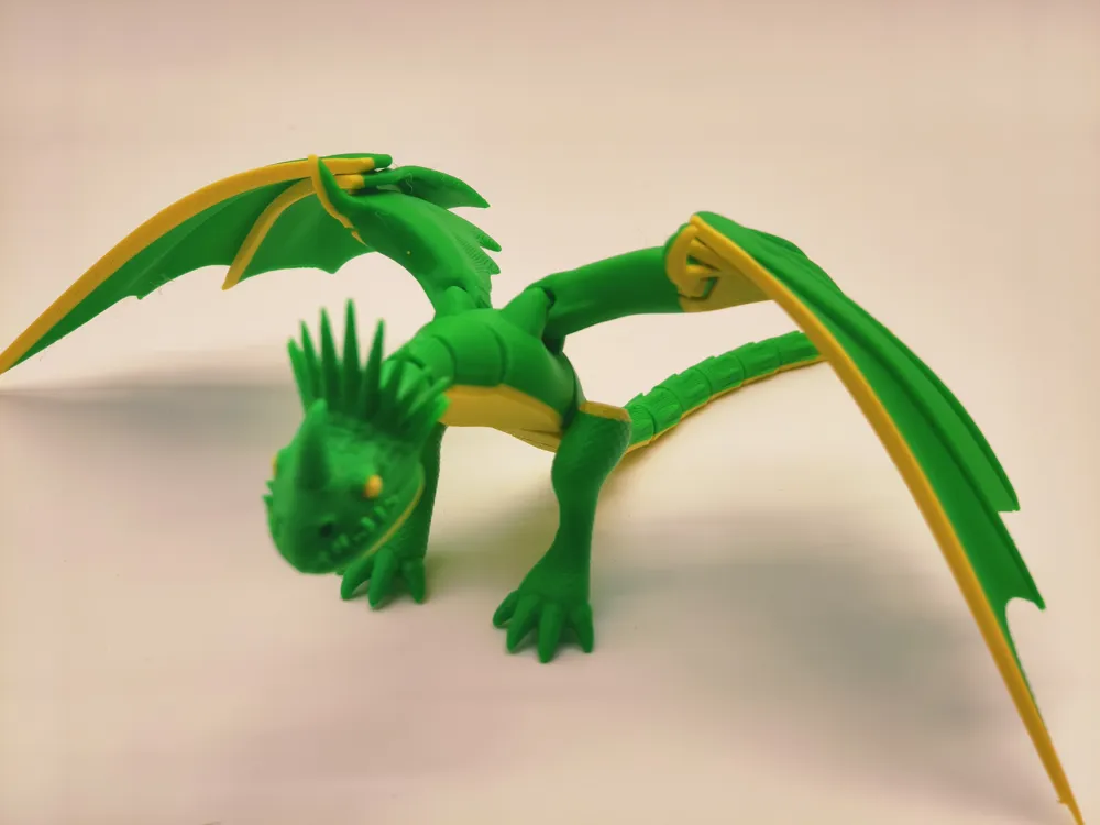 How to Train Your Dragon New Version, Stormfly, Flying in the Wind ...