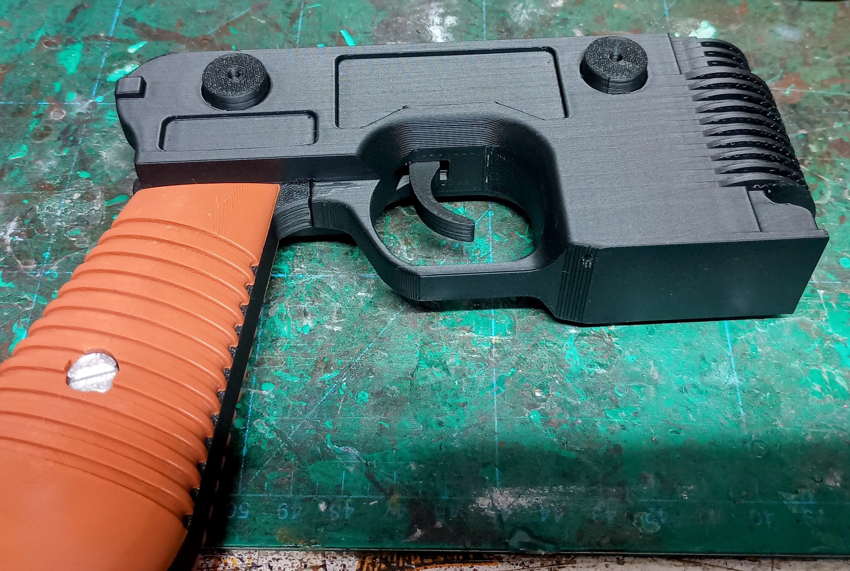 Star Wars Hero DL-44 ANH Blaster-Moving Trigger by ASTDrones MakerWorld ...