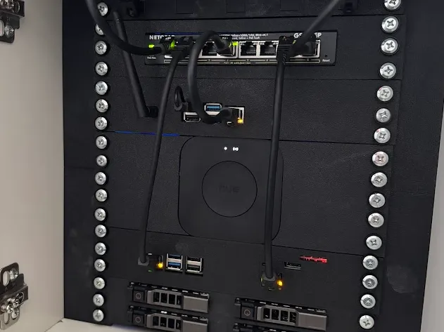 10 inch Server inserts - Free 3D Print Model - MakerWorld