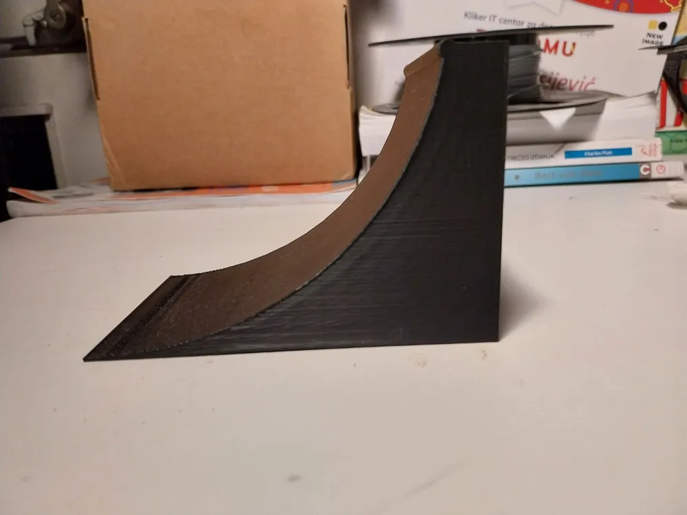 Fingerboard ramp by Vasa MakerWorld: Download Free 3D Models