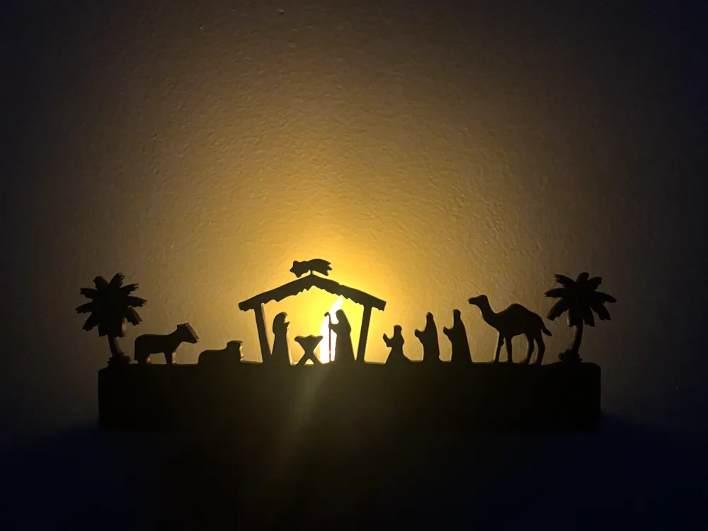 Illuminated Nativity Scene - Free 3D Print Model - MakerWorld