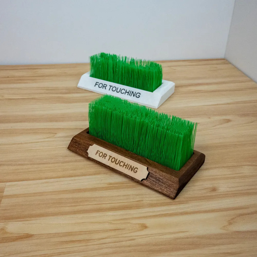 Touch Grass - Desk Accessory by Leo MakerWorld: Download Free 3D Models