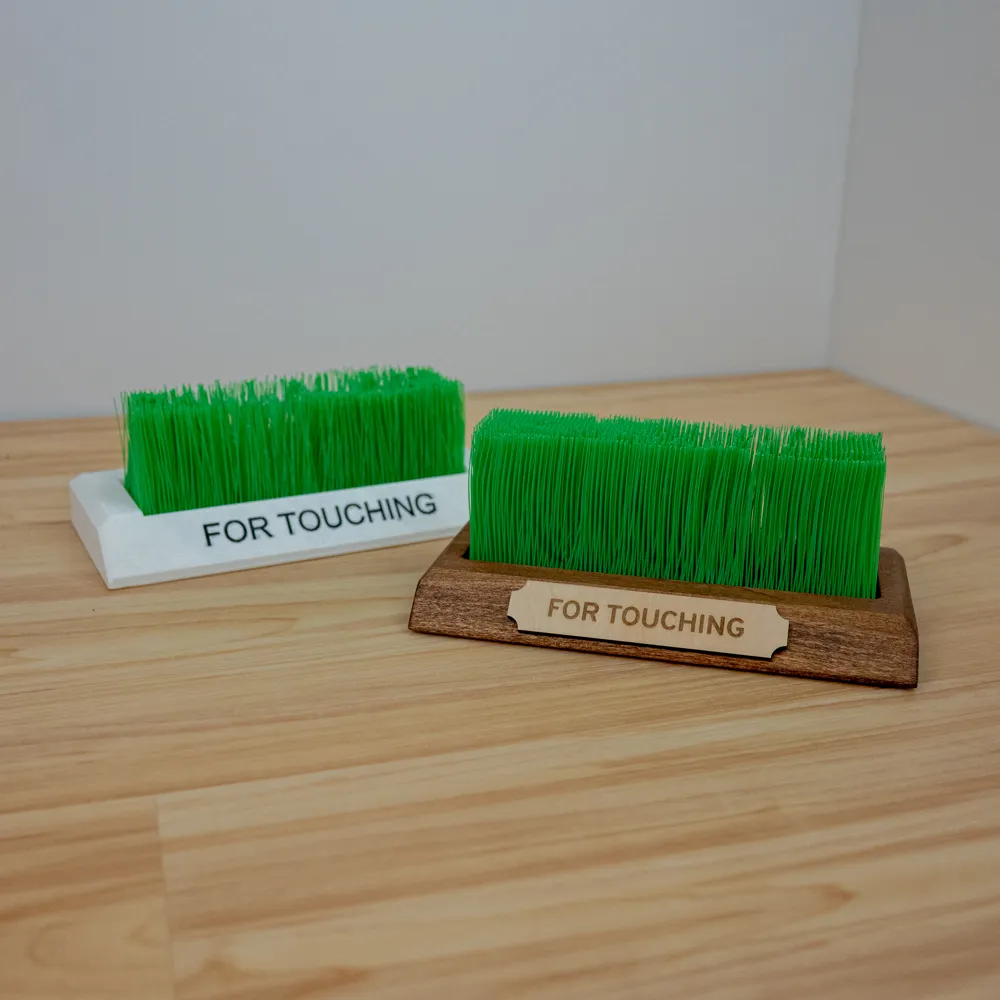 Touch Grass - Desk Accessory by Leo MakerWorld: Download Free 3D Models