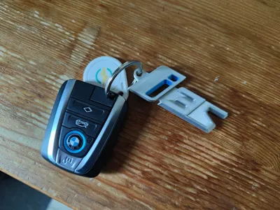 BMW i3S keychain - Free 3D Print Model - MakerWorld