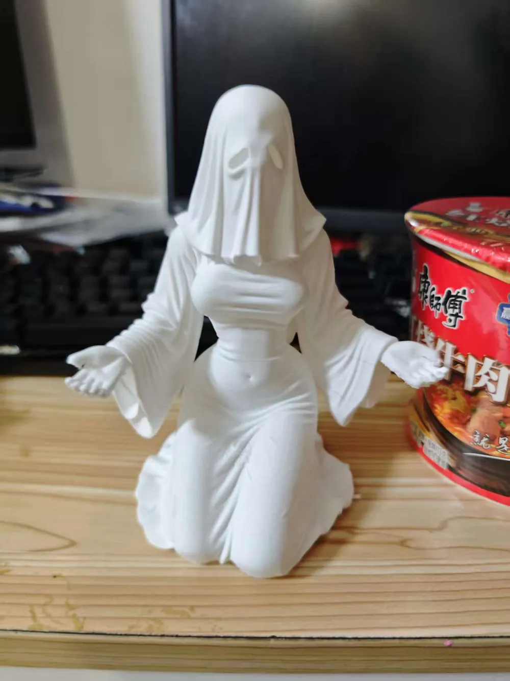 Ghost Girl - Needs a Hug by 小岛秀夫（国际站） MakerWorld: Download Free 3D Models