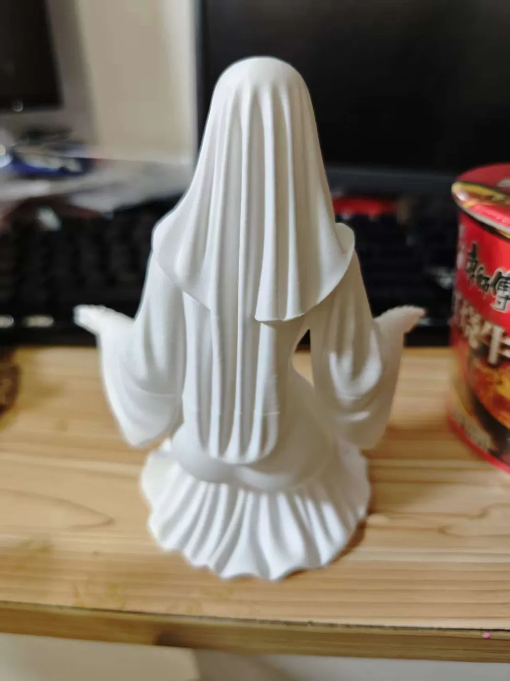 Ghost Girl - Needs a Hug by 小岛秀夫（国际站） MakerWorld: Download Free 3D Models