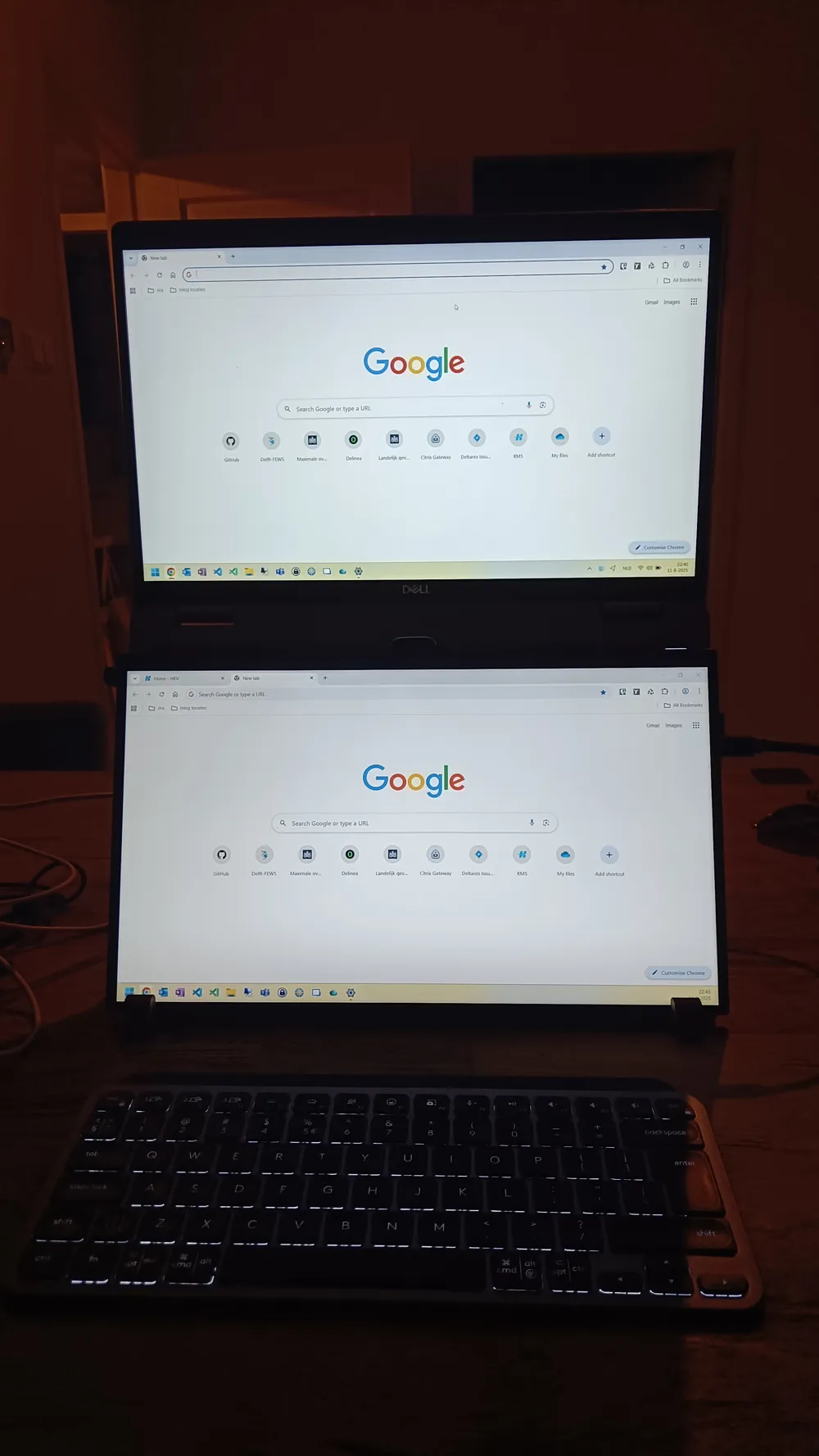 Laptop and portable-monitor vertical stand - Free 3D Print Model ...