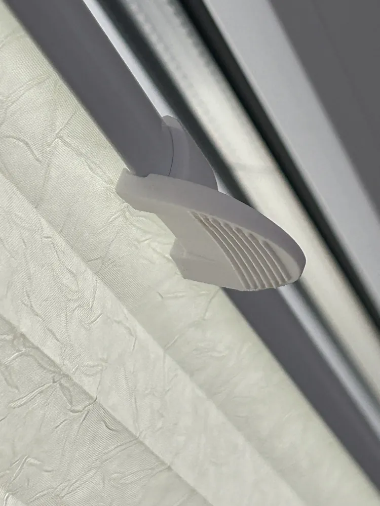 GRIP FOR WINDOW COVER / PLEATED BLIND / SHADE by Kellermann MakerWorld: Download Free 3D Models